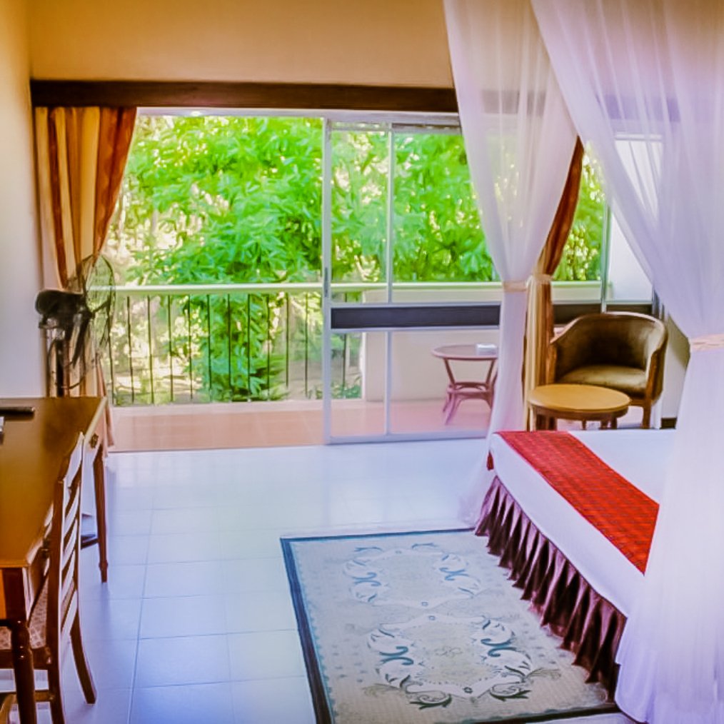 Gallery – Equator Hotel
